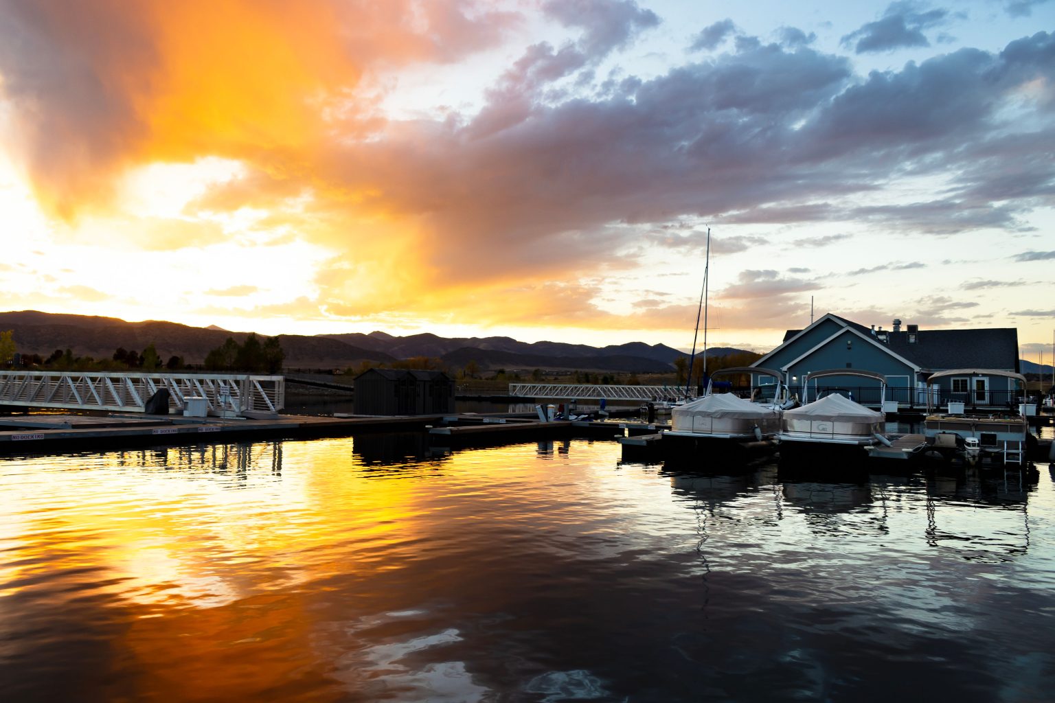 Slip Rentals & Courtesy Docks - Chatfield Marina